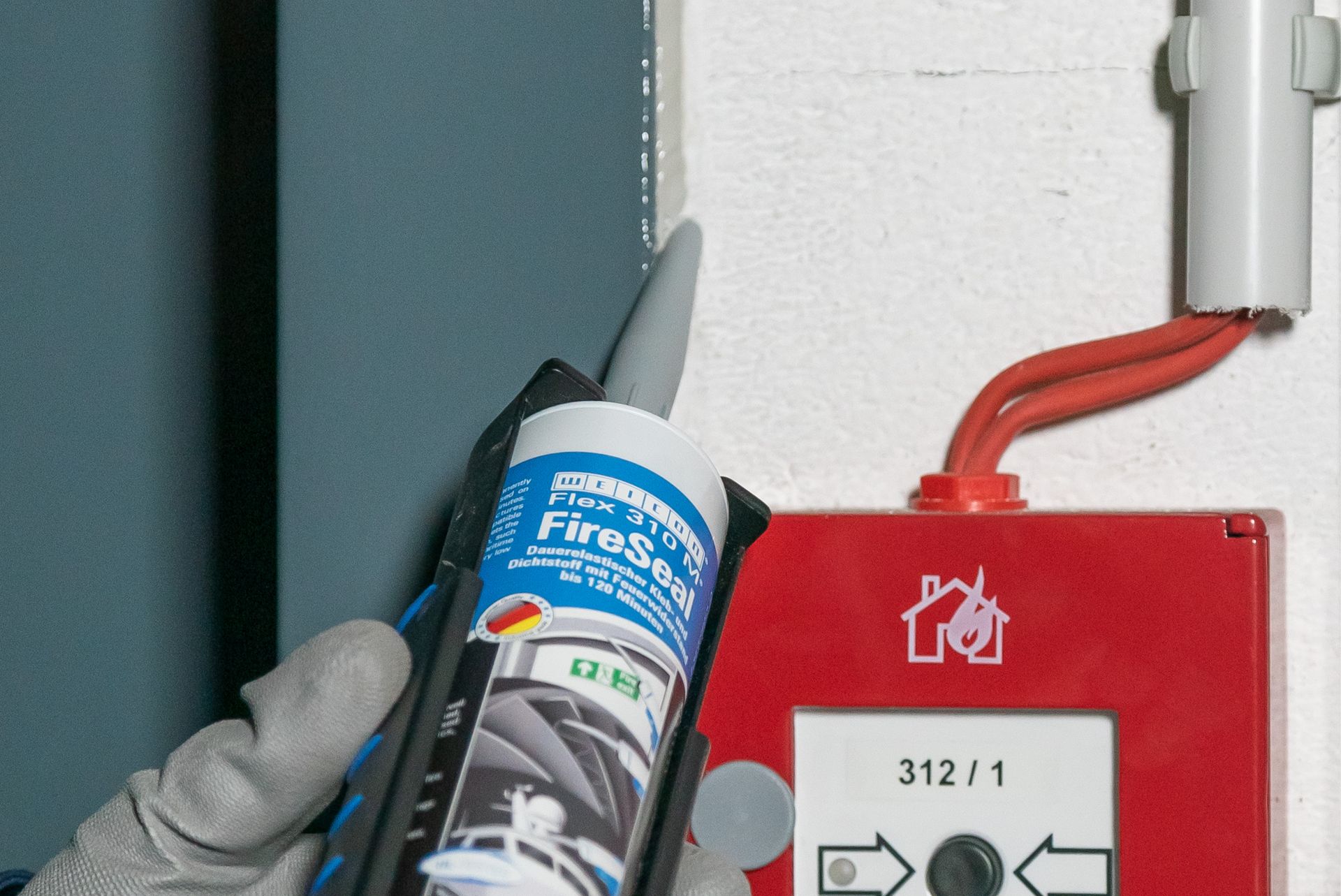 Adhesives for special requirements